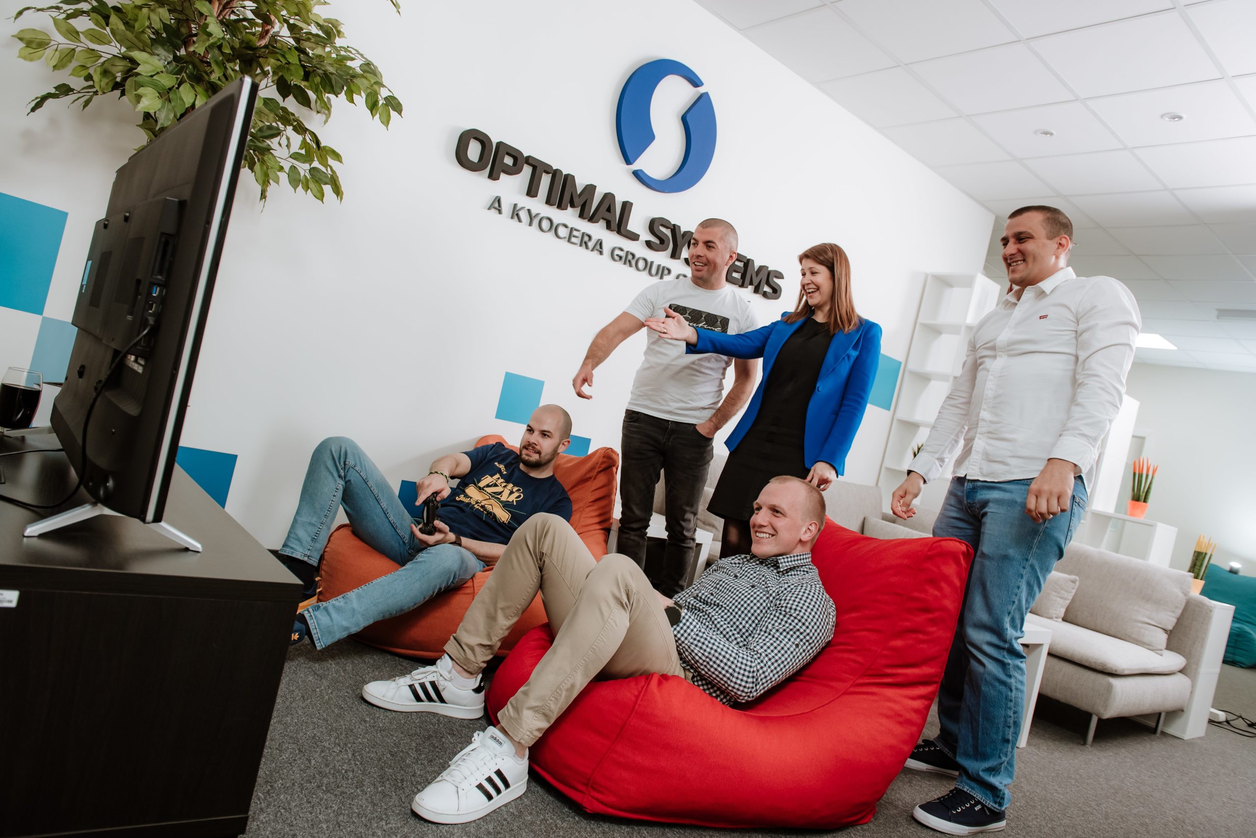 Karijera - Optimal Systems